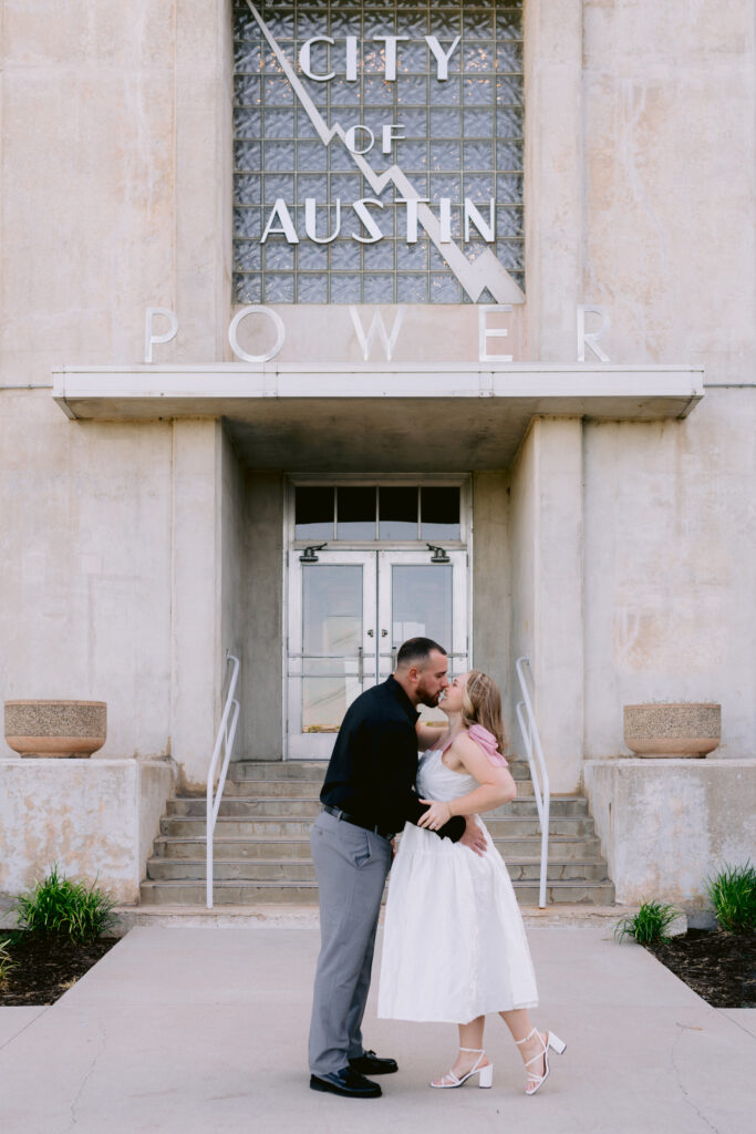 32 Best Austin Engagement Session Locations | Photos by Yaz